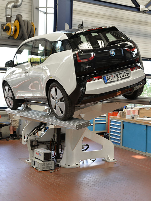 fka - Vehicle Inertia Measurement Machine (VIMM)